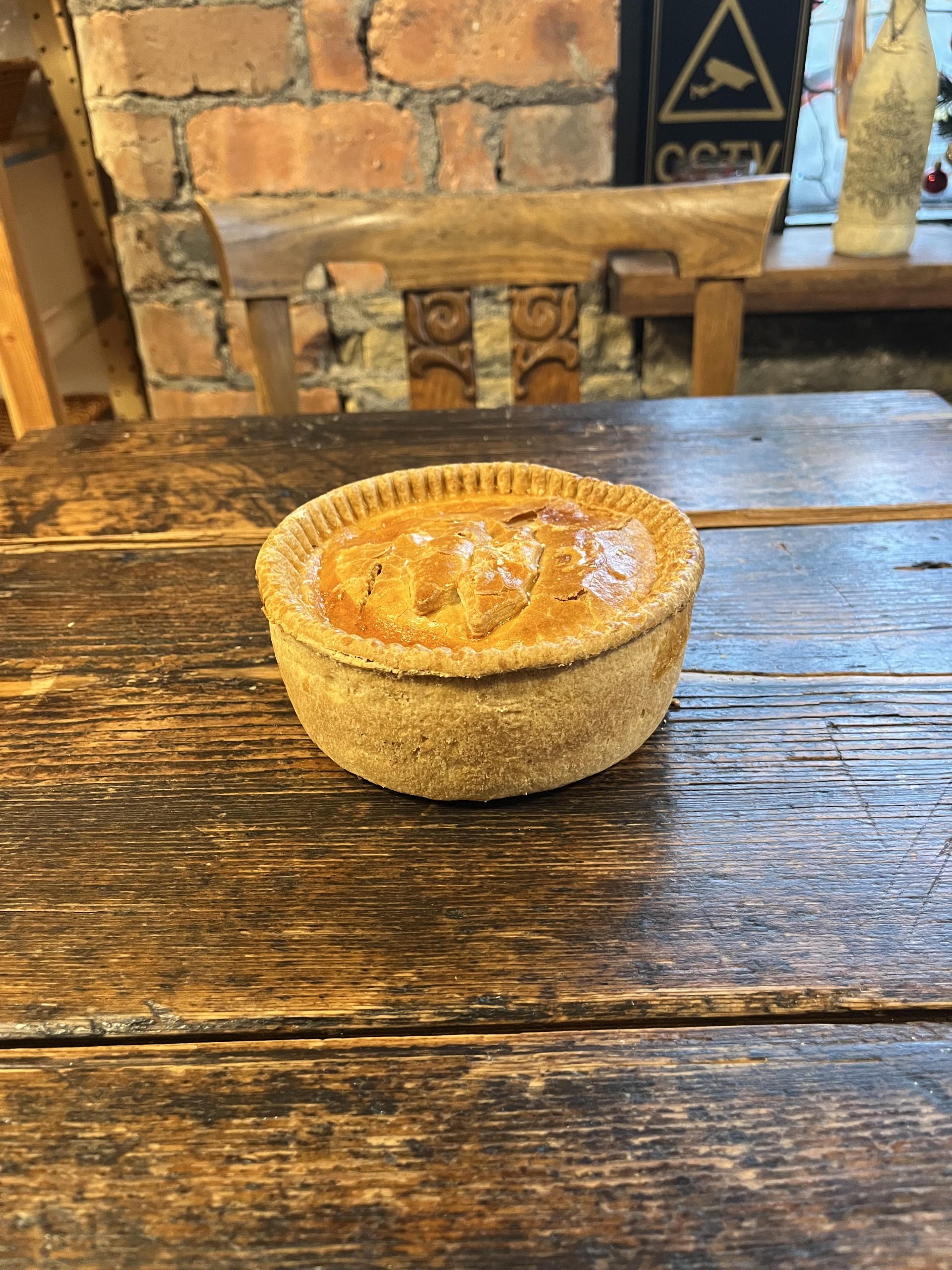 2 Leaf Stand Pie – The Idle Bakery & Cafe